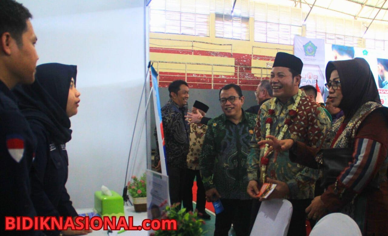 Tingkat Pengangguran di Sidoarjo Menurun, Disnaker Catat 137.776 ...