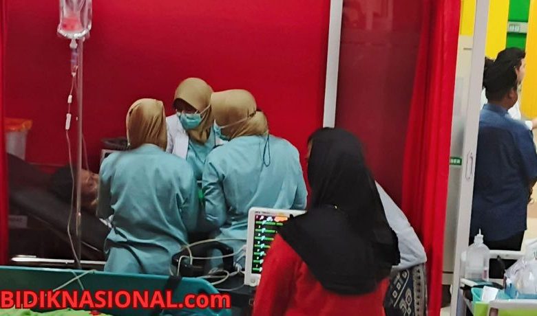 45 Santri Korban Ambruk Ponpes Al Khoziny Dilarikan ke RSI Siti Hajar, 1 Meninggal Dunia - BIDIK ...