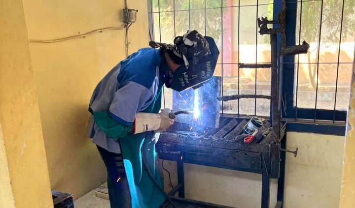 BLK Kediri Berikan Pelatihan Plate Welder FCAW 3G-UP/PF Cetak Generasi ...